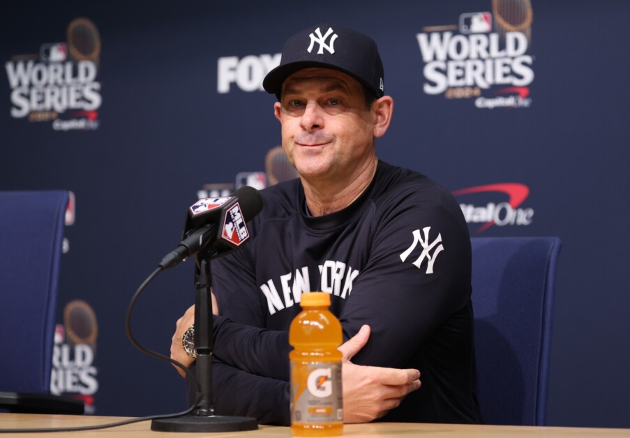 Yankees Manager Aaron Boone Responds To Criticism From Dodgers Free ...