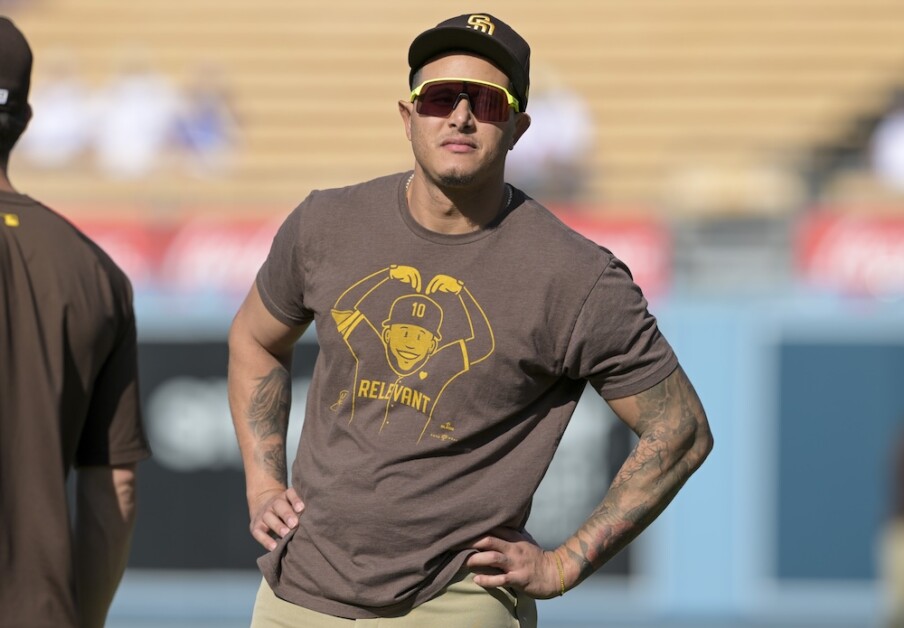 Watch: Manny Machado Throws Baseball Near Dave Roberts In Dodgers Dugout