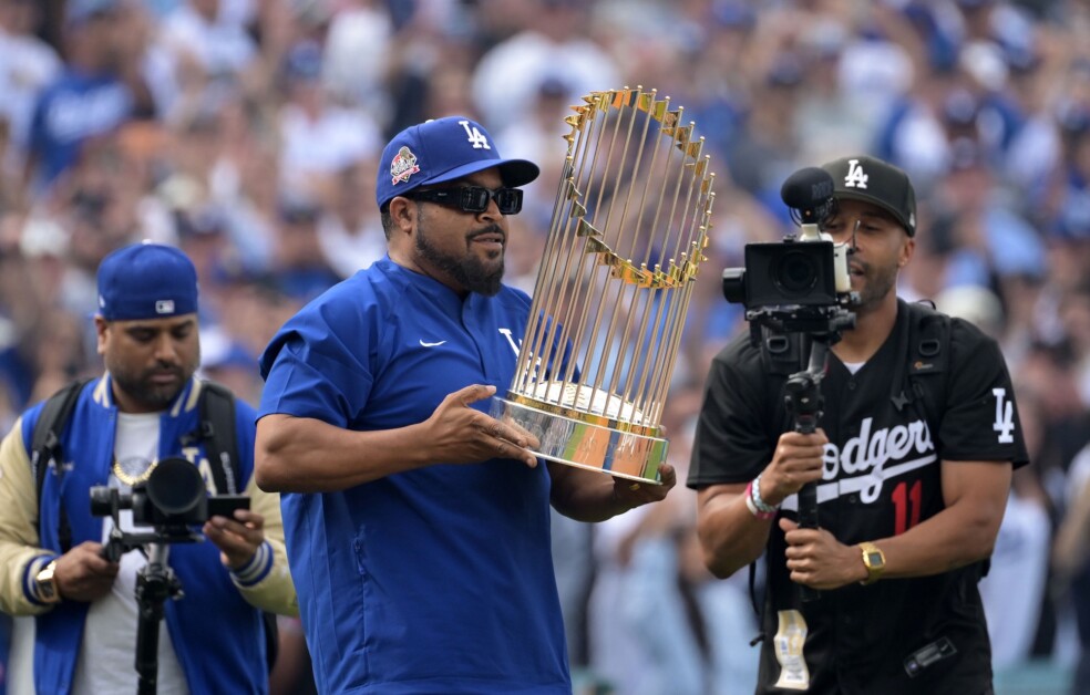 Ice Cube Part Of Dodgers World Series Banner Ceremony & Kirk Gibson ...